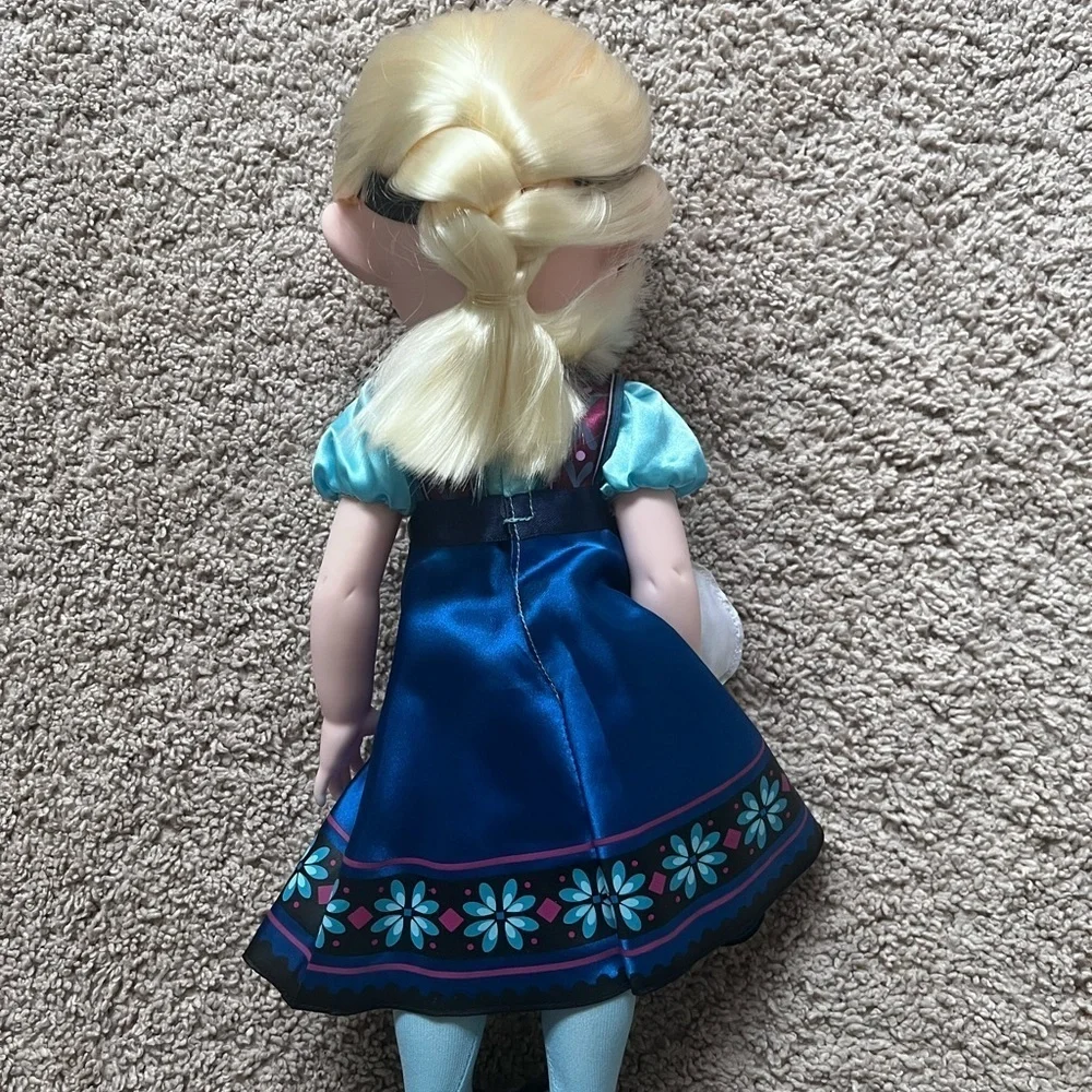 Disney | Toys | Disney Animator Collector Elsa Doll With Blue Dress ...